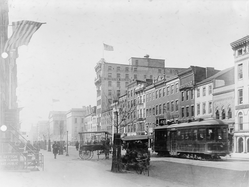 11 Amazing Then-and-Now Pictures of Washington, DC